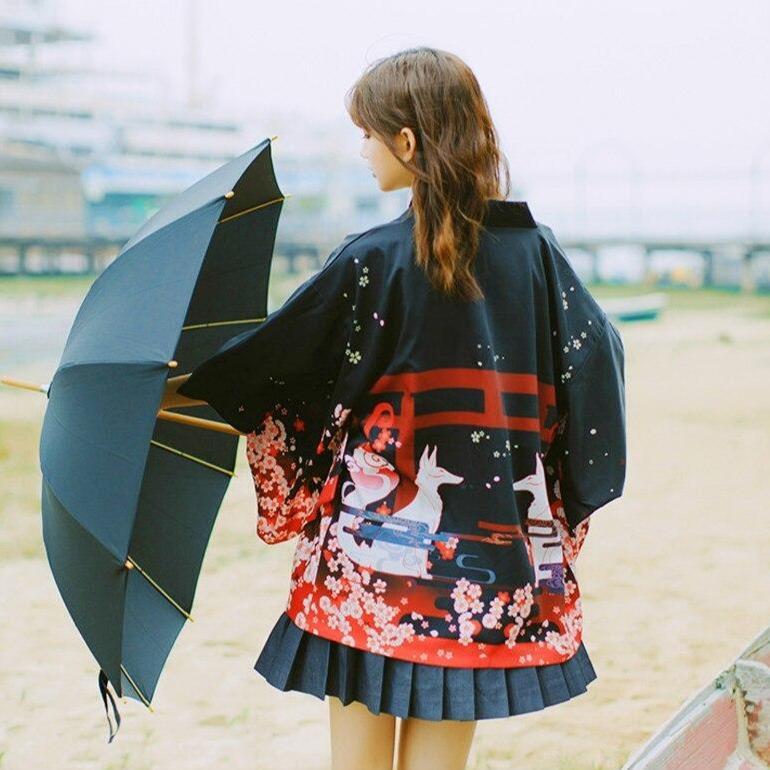 Japanese Women Clothing | Japanese Temple